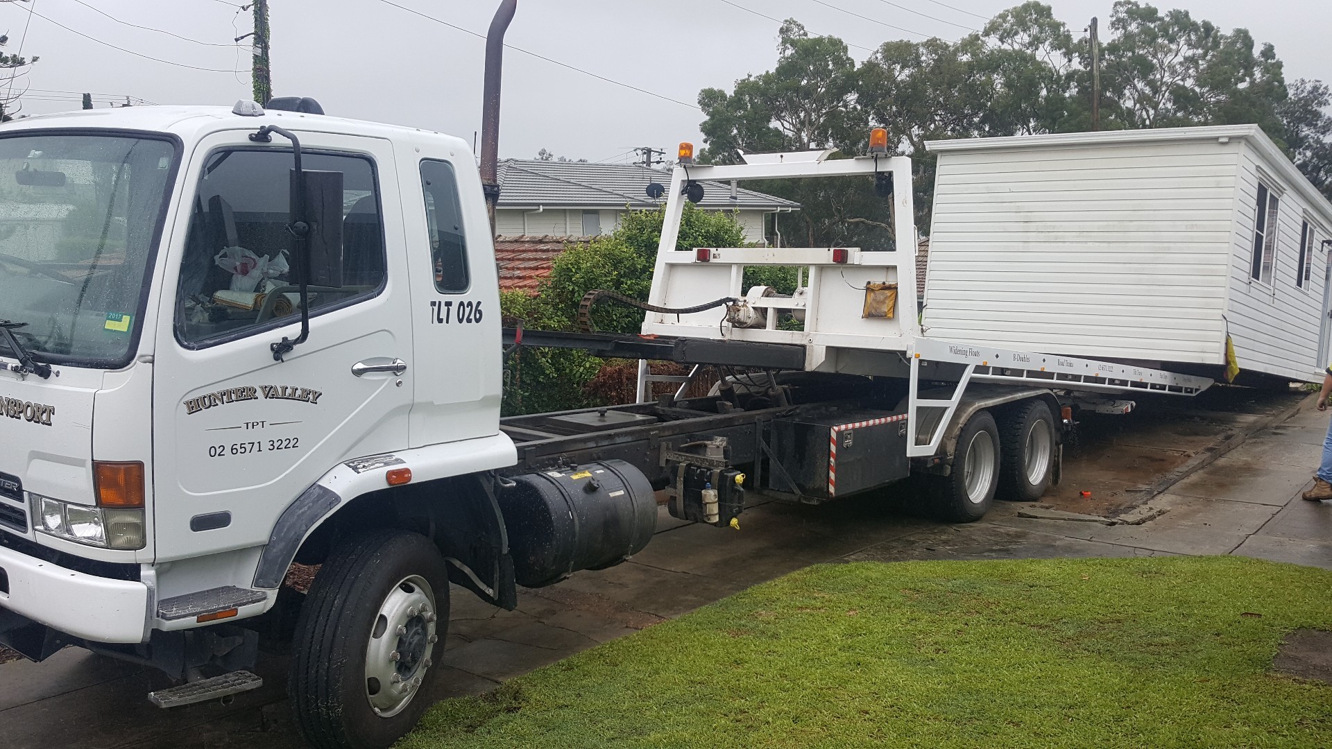Heavy Haulage & Tilt Tray Service NSW - Machinery Transport - Hunter ...