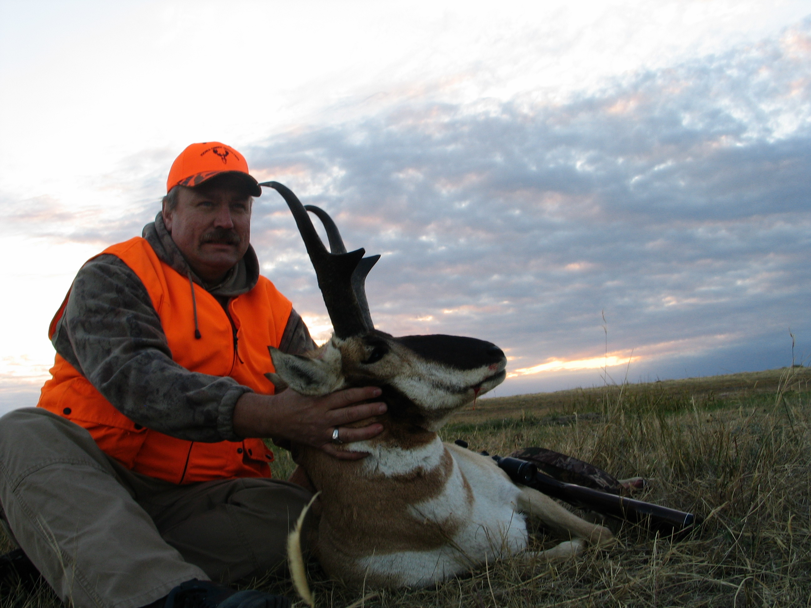 Eastern Plains - Trophy Mule Deer Hunting - Colorado Elk Whitetail Deer ...
